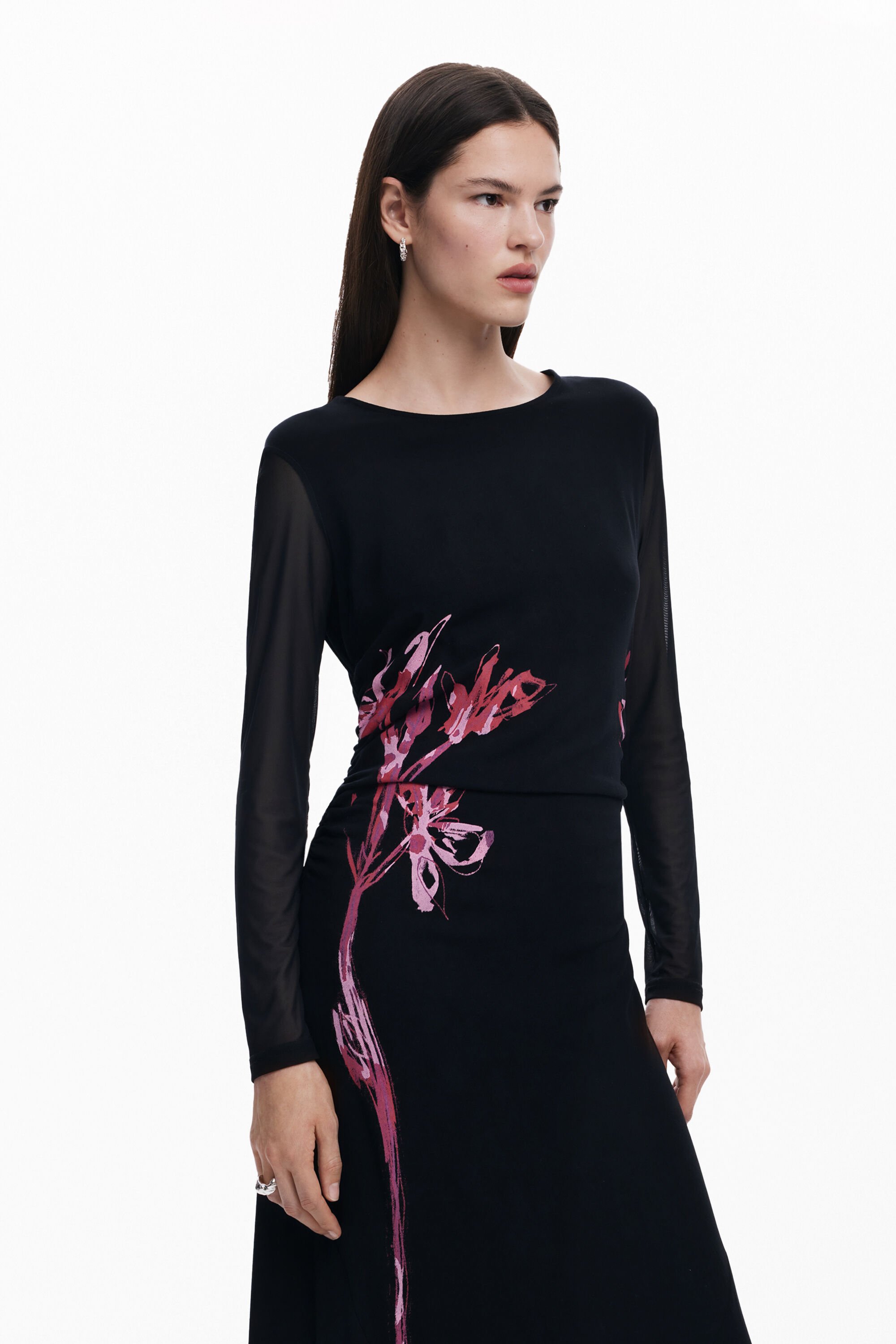 リリーのアシンメトリックロングドレス 女性用 I Desigual.com リリーのアシンメトリックロングドレス 女性用 I Desigual.com
